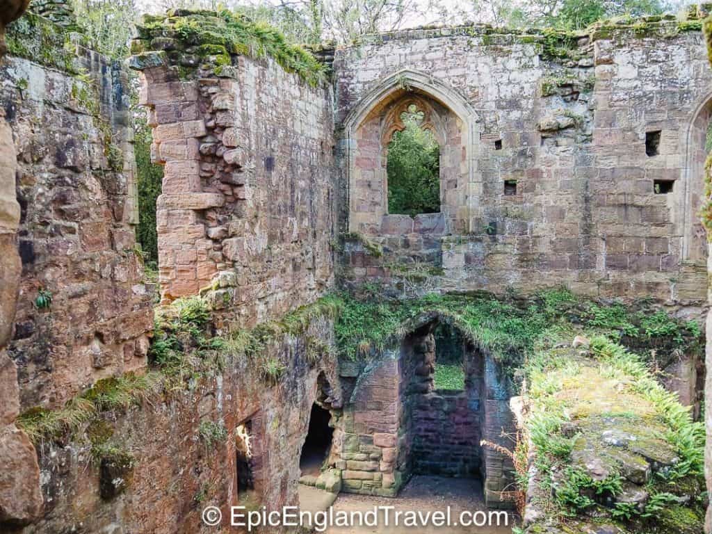 The 5 Best Castles in North Yorkshire (+ Haunted Castles in Yorkshire!)